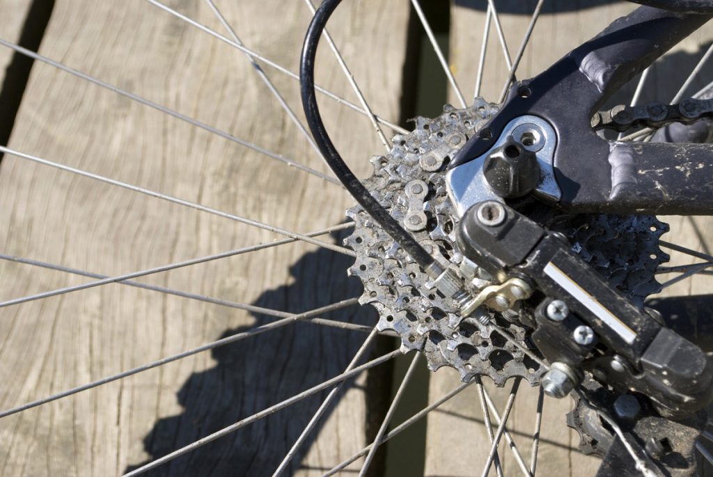 How to Cut Shifter Cable Housing- Gear For Venture